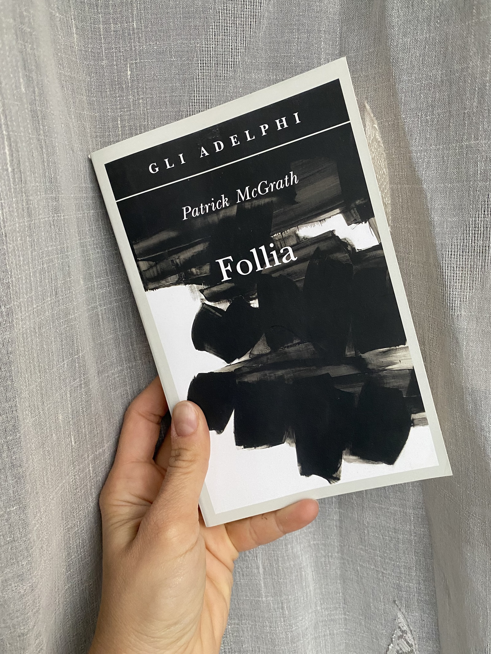 "Follia" - Patrick McGrath | Recensione